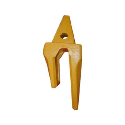 China Casting Alloy Steel Rock Mining New Teeth Adaptor 61E7-0100 for Excavator Rock Buckets for sale