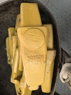 China Ground Engaging Tools Excavator Adapter  6I6404 6I-6404 Bucket Teeth and Adapter for sale