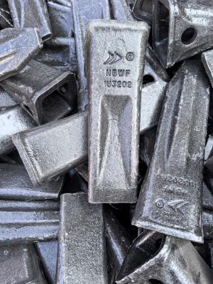 China Excavator Tooth Point Digger Backhoe Loader Bucket Tooth 1U3352 Construction Machinery Parts for sale