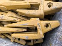 China J460 Series Bucket Tooth Adaptor 6I6464 for Construction Machine Excavator 330 for sale