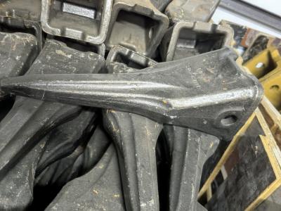 China SY500H DH470 DH500 DH360 Excavator Parts Flat Sharp Bucket Tooth 2713-1271 2713-1236RC for sale