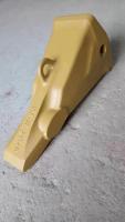 China Ground Engaging Tools Excavator Spare Parts 1987821340 Excavator 198-78-21340 Bucket Teeth for sale