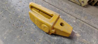 China EC460 EC480 Excavator Bucket Tooth Adapter 14556465 14537826 Construction Machinery Spare Part for sale