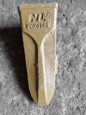 China 205-70-19570 Bucket Teeth  Long Tiger Teeth for PC200 Excavator Bucket Point for sale