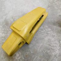 China 6I6554 6I6554-60 E340/E345/E349 Excavator Parts Casting Bucket Teeth Adapter 9W8552RC Bucket Teeth for sale