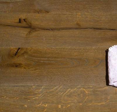 China Classic Oak Timnber Hardwood Floor for sale
