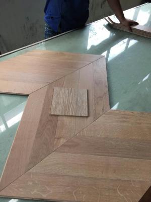 China Environmental Oak Chevron Parquet Flooring Length 500mm-1200MM for sale