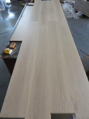 China 260MM Wide European Oak Engineered Hardwood Flooring with E0 Formaldehyde Emission and Eucalyptus Plywood Core for sale