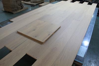 China Oversized Wide Plank Oak Engineered Hardwood Flooring with 1/2 Inch Thickness and 1900 x 190 x 12/2MM Size for sale