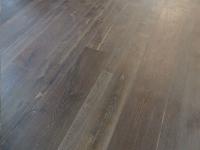 China Rustic European French Oak Engineered Hardwood Flooring With Cracks & Knots for sale
