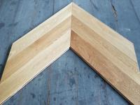 China AB Grade Engineered Oak Chevron Flooring Brushed And Natural Lacquered for sale
