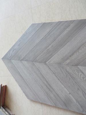 China Chevron Engineered Oak Flooring Modern Stained Grey Oak Chevron Flooring for sale