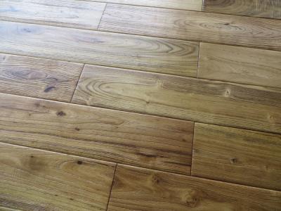 China asian teak solid hardwood flooring--natural color and distressed finishing for sale