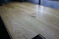 China 2200 x 300 x 15/4MM E1 Formaldehyde Emission EF Grade Oak Engineered Wood Flooring for sale