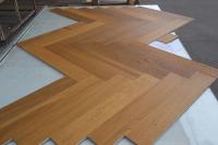 China Smoked UV Oiled White Oak Herringbone Parquet Flooring 910x150mm for sale