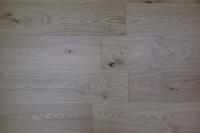 China 3 Layers C/D Grade Oak Engineered Wood Flooring in Natural Color with 220 X 15/4MM Dimensions for sale