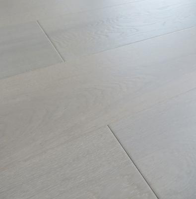 China slight brushed white stained Russian Oak engineered hardwood flooring for sale