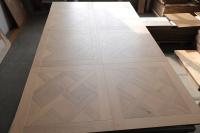 China Versailles Panels Flooring Engineered Oak Panels with Saw Cut Veneers and Customizable Matt Finish for Interior Flooring for sale