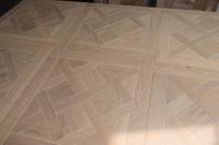 China Versailles Panels Flooring Engineered Oak Panels with Saw Cut Veneers and Customizable Matt Finish for Interior Flooring for sale