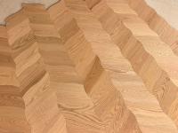 China Red Oak Leaf-patterned Geometric Wood Flooring, Prime Quality for sale