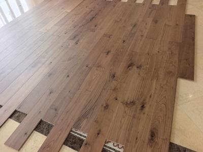 China Premium 190mm American Walnut Engineered Wood Flooring for sale