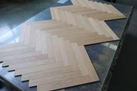 China 10MM Thickness Natural Vanished AB Grade Oak Herringbone Parquet Flooring and Engineered Oak Herringbone Flooring for sale