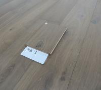 China Deep Smoked European Oak Engineered Wood Flooring 2200 * 220 * 15/4MM Size with 25 Years Residential Warranty for sale