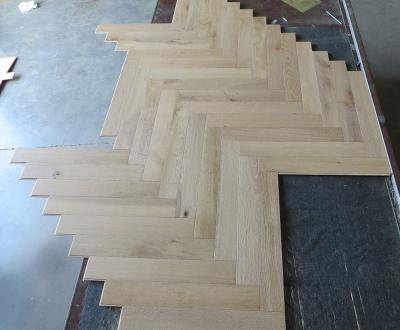 China Eco Friendly White Oak Herringbone Parquet Flooring Smoked Color 04 for sale