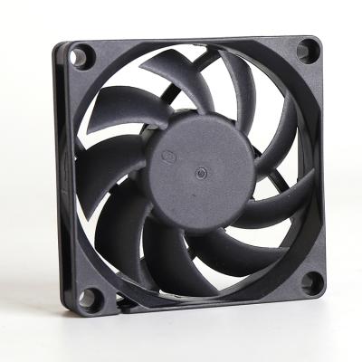 China Industrial Equipment Silent High Cfm Ventilation 7015  12v 24v 70mm Dc Axial Fan for sale