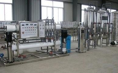 China PLC Control Reverse Osmosis Water Treatment System 50Hz 60Hz RO Plant for sale
