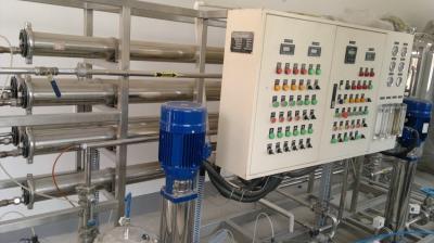 China Industrial RO Mineral Water Purification Plant 2000LPH Large Capacity Food Beverage Treatment for sale