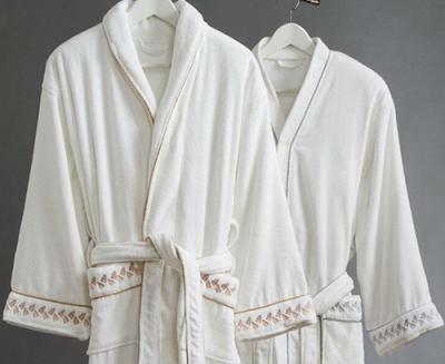 China Adult 100% Cotton Bath Robe 400 GSM Velour or Loop Terry Cloth for sale