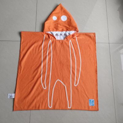 China Custom Microfiber Kids Hooded Poncho Beach Towel 70x140cm 450GSM for sale