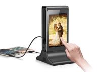 China Black metal frame multi screen digital signage  Portable New Desktop Small Advertising Player with Charging Station for sale