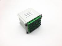 China PLC FTTH Fiber Optic Splitter 1x32 SC/APC Cassette Type Uniform Power Splitting for sale