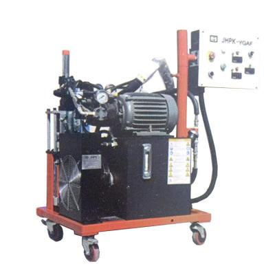 China Solar Water Heater Hydraulic Foaming Machine for sale