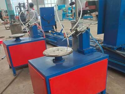 China Customized Solar Inner Tank Production Line Glue Dispenser Machine for sale
