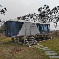 China 10 Ton 28㎡ Compact Space Capsule House - 8.5M×3.3M×3.2M Mobile Prefab Structure for sale