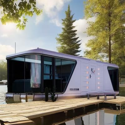 China Space Capsule Hotel Mountain Capsule 6500kg 9500kg Luxury Prefab Accommodation for sale