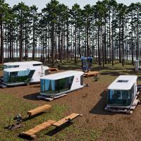 China Mobile Capsule House 8.5x11.5m with 40dB Sound Insulation and 20-Year Durability for sale
