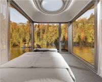 China FULL-KING M20 20sqm Customizable Space Capsule House Galvanized Steel Frame Thermal Insulation Intelligent Homestay for sale