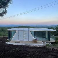 China Space Capsule House Modular Living Unit 80x80mm Steel Frame 2.5mm Aluminum Shell for Sustainable Accommodation for sale