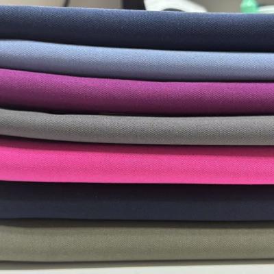 China 210GSM Medical Scrub Fabric - 77% Polyester 19% Rayon 4% Spandex Stretch Material 57/58