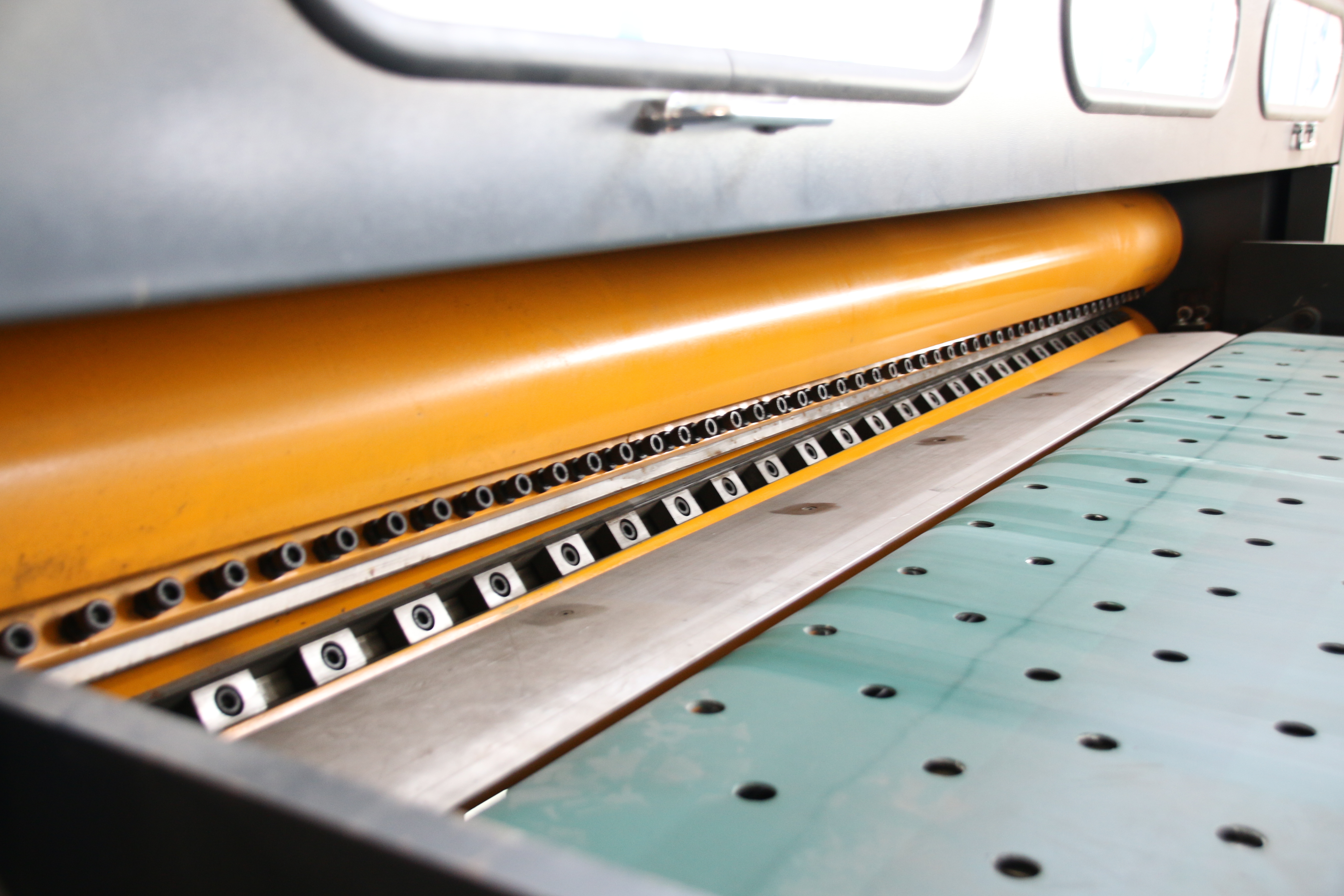CHM paper sheeter machine