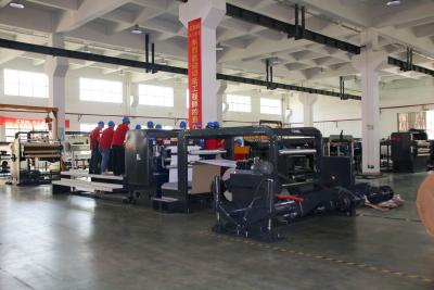 China Paper Sheeting Machine 300m/Min  Jumbo Roll Cutting Machine for sale