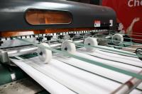 China AC Servo-driven High Speed Paper Roll Sheeter CHM- 1400mm Cutting Width for sale