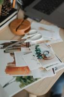 China Lightweight 160g Double Sided Glossy Paper Customizable For Digital Printing for sale