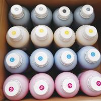 China Customizable Digital Printing Ink Stable Fade And Scratch Resistant Flag Ink for sale
