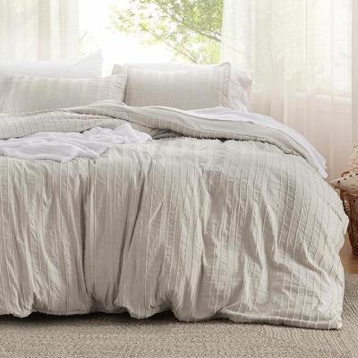 China Striped Boho Duvet Cover Set 3-Piece with Tufted Embroidery - 100% Polyester All-Season Bedding in 6 Colors for sale