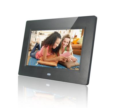 China 7 Inch LCD High Resolution Digital Picture Frame for sale